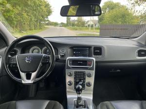 Balts Volvo V60 2011 Prienai, ar dzinēja tilpumu 1.98 L un nobraukumu 275 tūkst. km par 4999 €, foto 17 vietnē AUTOMOTO.COM.LV