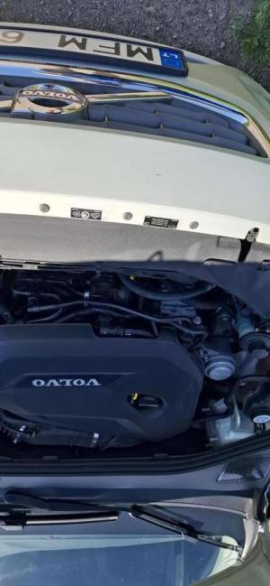 White Volvo V60 2011 in Alytus, with an engine capacity of 1.60 L and mileage of 321 thousand km for 4000 €, photo 6 on AUTOMOTO.COM.LV