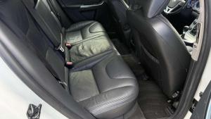 White Volvo V60 2011 in Ukmerge, with an engine capacity of 1.56 L and mileage of 320 thousand km for 4300 €, photo 21 on AUTOMOTO.COM.LV