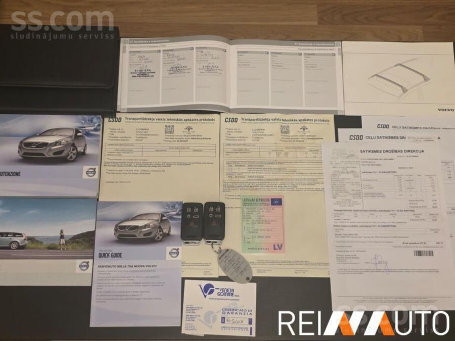 Balts Volvo V60 2011 Rīga, ar dzinēja tilpumu 2.00 L un nobraukumu 221 tūkst. km par 6950 €, foto 48 vietnē AUTOMOTO.COM.LV