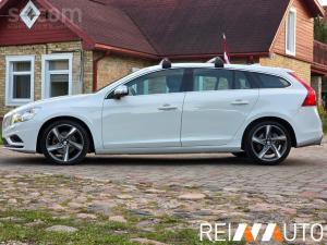 Balts Volvo V60 2011 Rīga, ar dzinēja tilpumu 2.00 L un nobraukumu 221 tūkst. km par 6950 €, foto 3 vietnē AUTOMOTO.COM.LV