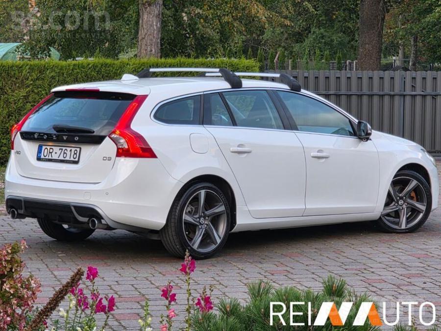 Balts Volvo V60 2011 Rīga, ar dzinēja tilpumu 2.00 L un nobraukumu 221 tūkst. km par 6950 €, foto 6 vietnē AUTOMOTO.COM.LV