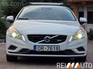 Balts Volvo V60 2011 Rīga, ar dzinēja tilpumu 2.00 L un nobraukumu 221 tūkst. km par 6950 €, foto 9 vietnē AUTOMOTO.COM.LV