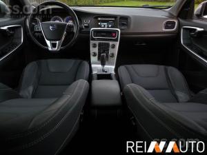 Balts Volvo V60 2011 Rīga, ar dzinēja tilpumu 2.00 L un nobraukumu 221 tūkst. km par 6950 €, foto 23 vietnē AUTOMOTO.COM.LV