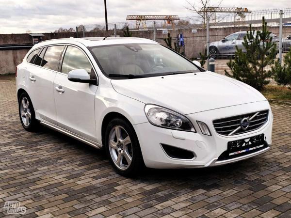 White Volvo V60 2012 in Siauliai, with an engine capacity of 1.60 L and mileage of 228 thousand km for 5650 €, photo 1 on AUTOMOTO.COM.LV