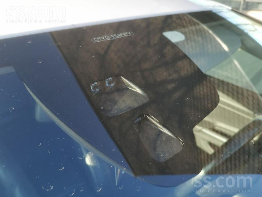 Balts Volvo V60 2012 Rīga, ar dzinēja tilpumu 1.60 L un nobraukumu 243 tūkst. km par 4950 €, foto 16 vietnē AUTOMOTO.COM.LV
