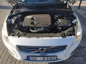 Balts Volvo V60 2012 Rīga, ar dzinēja tilpumu 1.60 L un nobraukumu 243 tūkst. km par 4950 €, foto 17 vietnē AUTOMOTO.COM.LV