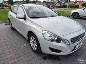 Белый Вольво B60 2012 в Вильнюс, объемом двигателя 1.60 л и пробегом 212 тыс. км за 5400 €, фото  на AUTOMOTO.COM.LV