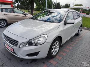 Белый Вольво B60 2012 в Вильнюс, объемом двигателя 1.60 л и пробегом 212 тыс. км за 5400 €, фото 3 на AUTOMOTO.COM.LV