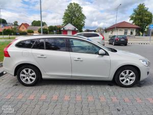 Белый Вольво B60 2012 в Вильнюс, объемом двигателя 1.60 л и пробегом 212 тыс. км за 5400 €, фото 9 на AUTOMOTO.COM.LV