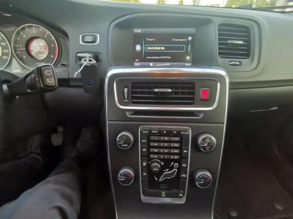 Белый Вольво B60 2012 в Кулдига, объемом двигателя 2.00 л и пробегом 254 тыс. км за 5400 €, фото 7 на AUTOMOTO.COM.LV