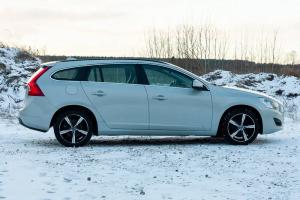 Белый Вольво B60 2012 в Рига, объемом двигателя 1.60 л и пробегом 262 тыс. км за 3995 €, фото 8 на AUTOMOTO.COM.LV