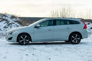 Белый Вольво B60 2012 в Рига, объемом двигателя 1.60 л и пробегом 262 тыс. км за 3995 €, фото 9 на AUTOMOTO.COM.LV