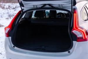 Белый Вольво B60 2012 в Рига, объемом двигателя 1.60 л и пробегом 262 тыс. км за 3995 €, фото 11 на AUTOMOTO.COM.LV