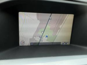 White Volvo V60 2012 in Riga, with an engine capacity of 2.00 L and mileage of 236 thousand km for 3000 €, photo 14 on AUTOMOTO.COM.LV