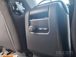 Balts Volvo V60 2012 Daugavpils, ar dzinēja tilpumu 1.60 L un nobraukumu 344 tūkst. km par 7100 €, foto 12 vietnē AUTOMOTO.COM.LV