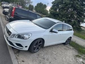 Белый Вольво B60 2012 в Талси, объемом двигателя 2.40 л и пробегом 0 тыс. км за 6200 €, фото  на AUTOMOTO.COM.LV