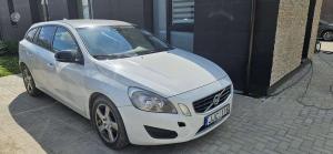 Белый Вольво B60 2012 в Вильнюс, объемом двигателя 1.98 л и пробегом 497 тыс. км за 2800 €, фото 3 на AUTOMOTO.COM.LV