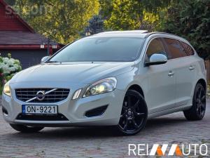 White Volvo V60 2012 in Riga, with an engine capacity of 2.00 L and mileage of 292 thousand km for 6350 €, photo  on AUTOMOTO.COM.LV