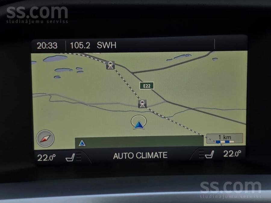 White Volvo V60 2012 in Riga, with an engine capacity of 2.00 L and mileage of 292 thousand km for 6350 €, photo 30 on AUTOMOTO.COM.LV