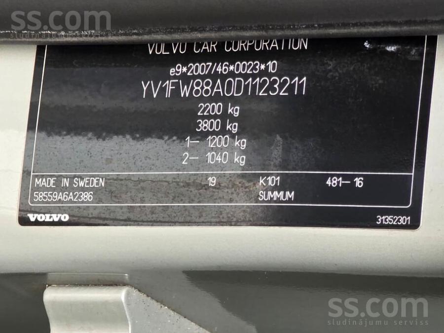 White Volvo V60 2012 in Riga, with an engine capacity of 2.00 L and mileage of 292 thousand km for 6350 €, photo 34 on AUTOMOTO.COM.LV