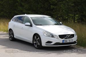 White Volvo V60 2012 in Tallinn, with an engine capacity of 1.60 L and mileage of 315 thousand km for 4999 €, photo 9 on AUTOMOTO.COM.LV