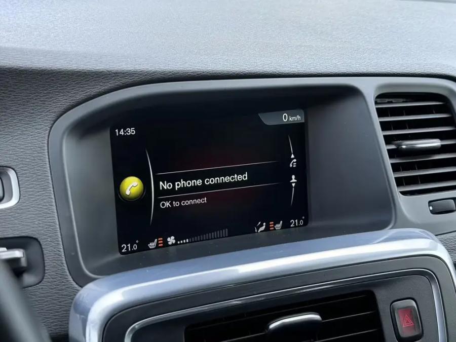 Белый Вольво B60 2012 в Юрмала, объемом двигателя 2.00 л и пробегом 221 тыс. км за 7390 €, фото 19 на AUTOMOTO.COM.LV