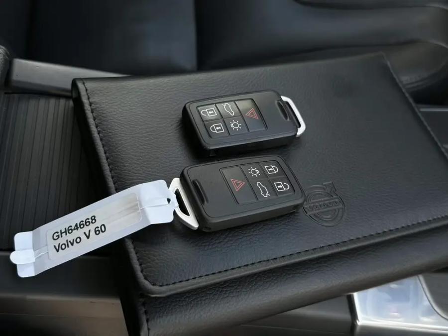 Белый Вольво B60 2012 в Юрмала, объемом двигателя 2.00 л и пробегом 221 тыс. км за 7390 €, фото 35 на AUTOMOTO.COM.LV