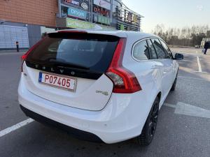 Balts Volvo V60 2012 Viļņa, ar dzinēja tilpumu 1.56 L un nobraukumu 328 tūkst. km par 3999 €, foto 8 vietnē AUTOMOTO.COM.LV