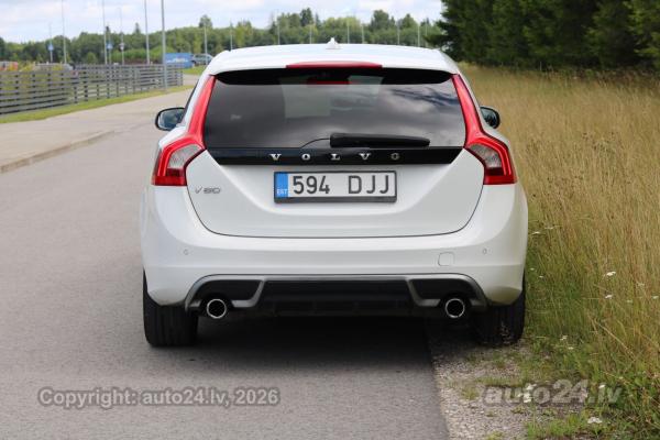 Balts Volvo V60 2012 Tallina, ar dzinēja tilpumu 1.60 L un nobraukumu 315 tūkst. km par 5999 €, foto 7 vietnē AUTOMOTO.COM.LV