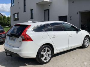 Белый Вольво B60 2012 в Ионава, объемом двигателя 1.98 л и пробегом 309 тыс. км за 5650 €, фото 6 на AUTOMOTO.COM.LV