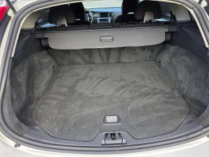 Balts Volvo V60 2012 Panevēža, ar dzinēja tilpumu 1.98 L un nobraukumu 334 tūkst. km par 4800 €, foto 12 vietnē AUTOMOTO.COM.LV