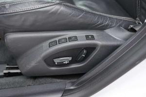 White Volvo V60 2013 in Alytus, with an engine capacity of 2.40 L and mileage of 251 thousand km for 7500 €, photo 15 on AUTOMOTO.COM.LV