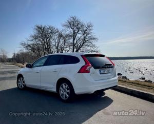 Balts Volvo V60 2013 Tartu, ar dzinēja tilpumu 1.60 L un nobraukumu 333 tūkst. km par 5990 €, foto 6 vietnē AUTOMOTO.COM.LV