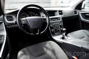 Белый Вольво B60 2013 в Рига, объемом двигателя 1.60 л и пробегом 377 тыс. км за 4990 €, фото 12 на AUTOMOTO.COM.LV