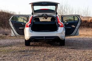 Белый Вольво B60 2013 в Рига, объемом двигателя 1.60 л и пробегом 135 тыс. км за 7995 €, фото 6 на AUTOMOTO.COM.LV
