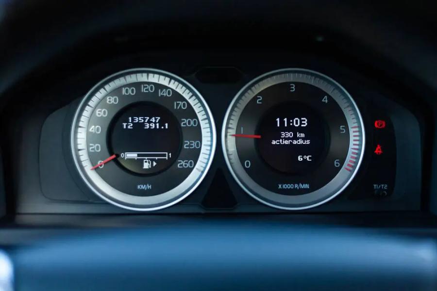 Белый Вольво B60 2013 в Рига, объемом двигателя 1.60 л и пробегом 135 тыс. км за 7995 €, фото 13 на AUTOMOTO.COM.LV