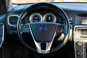 Белый Вольво B60 2013 в Рига, объемом двигателя 1.60 л и пробегом 135 тыс. км за 7995 €, фото 30 на AUTOMOTO.COM.LV