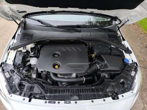 Balts Volvo V60 2013 Marijampole, ar dzinēja tilpumu 1.56 L un nobraukumu 296 tūkst. km par 5000 €, foto 21 vietnē AUTOMOTO.COM.LV