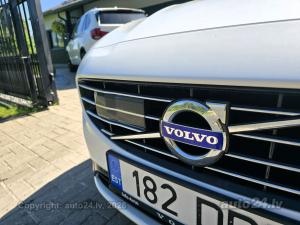 White Volvo V60 2013 in Tartu, with an engine capacity of 2.40 L and mileage of 285 thousand km for 9700 €, photo 8 on AUTOMOTO.COM.LV