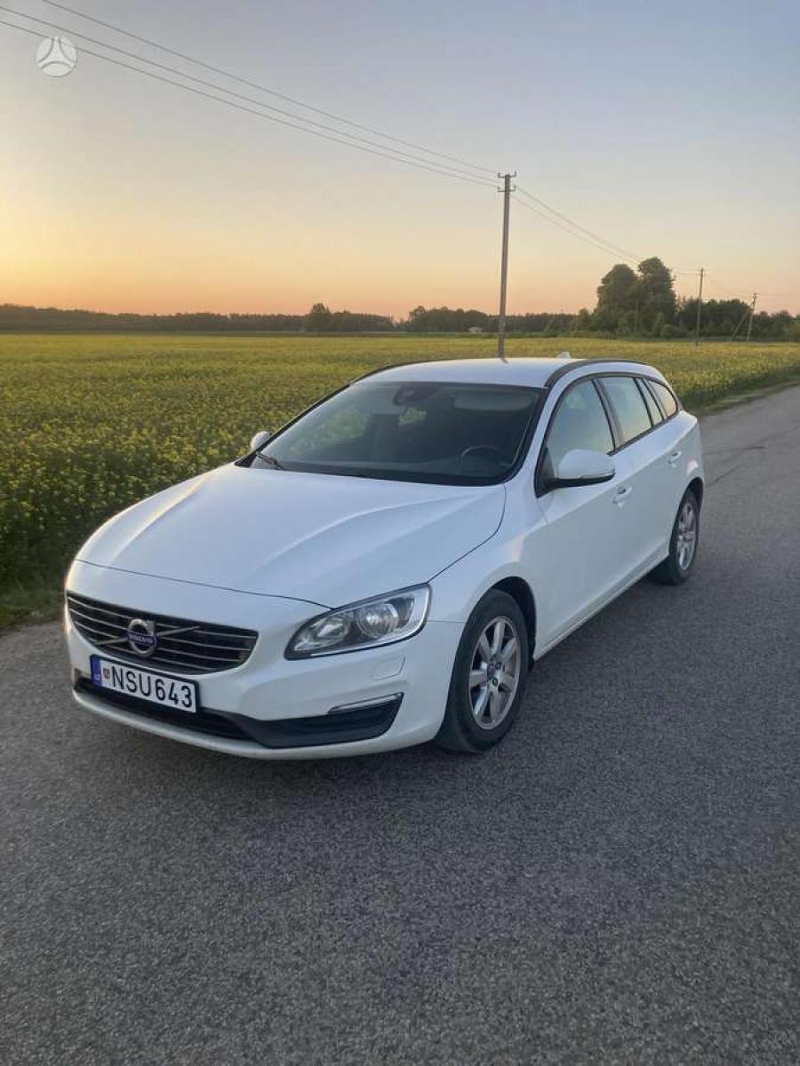 Balts Volvo V60 2013 Kėdainiai, ar dzinēja tilpumu 1.56 L un nobraukumu 422 tūkst. km par 4000 €, foto 6 vietnē AUTOMOTO.COM.LV