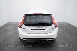 Balts Volvo V60 2013 Tallina, ar dzinēja tilpumu 2.40 L un nobraukumu 281 tūkst. km par 9999 €, foto 11 vietnē AUTOMOTO.COM.LV