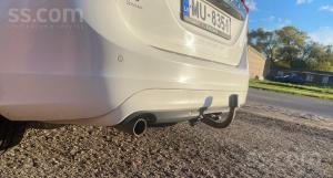 White Volvo V60 2013 in Riga, with an engine capacity of 1.60 L and mileage of 303 thousand km for 5250 €, photo 5 on AUTOMOTO.COM.LV