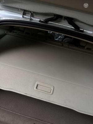 White Volvo V60 2013 in Vilnius, with an engine capacity of 2.40 L and mileage of 254 thousand km for 7600 €, photo 27 on AUTOMOTO.COM.LV