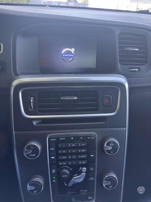 Balts Volvo V60 2013 Viļņa, ar dzinēja tilpumu 1.56 L un nobraukumu 242 tūkst. km par 6900 €, foto 14 vietnē AUTOMOTO.COM.LV