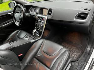 Белый Вольво B60 2013 в Таллин, объемом двигателя 2.40 л и пробегом 272 тыс. км за 4900 €, фото 14 на AUTOMOTO.COM.LV