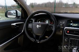 Balts Volvo V60 2014 Rīga, ar dzinēja tilpumu 1.60 L un nobraukumu 0 tūkst. km par 4350 €, foto 12 vietnē AUTOMOTO.COM.LV