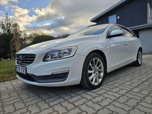 Balts Volvo V60 2014 Kauņa, ar dzinēja tilpumu 1.97 L un nobraukumu 271 tūkst. km par 6150 €, foto 10 vietnē AUTOMOTO.COM.LV