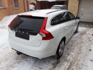 Balts Volvo V60 2014 Šauļi, ar dzinēja tilpumu 1.98 L un nobraukumu 222 tūkst. km par 7000 €, foto 6 vietnē AUTOMOTO.COM.LV