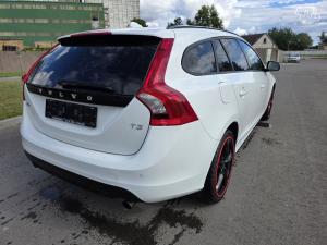 Balts Volvo V60 2014 Kretinga, ar dzinēja tilpumu 1.60 L un nobraukumu 221 tūkst. km par 4900 €, foto 3 vietnē AUTOMOTO.COM.LV